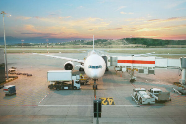 Aviation RTLS Guide for GSE Tracking | Litum