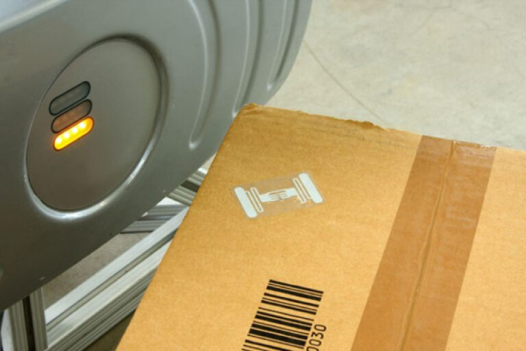 Demystifying the Differences Between RTLS and RFID | Litum